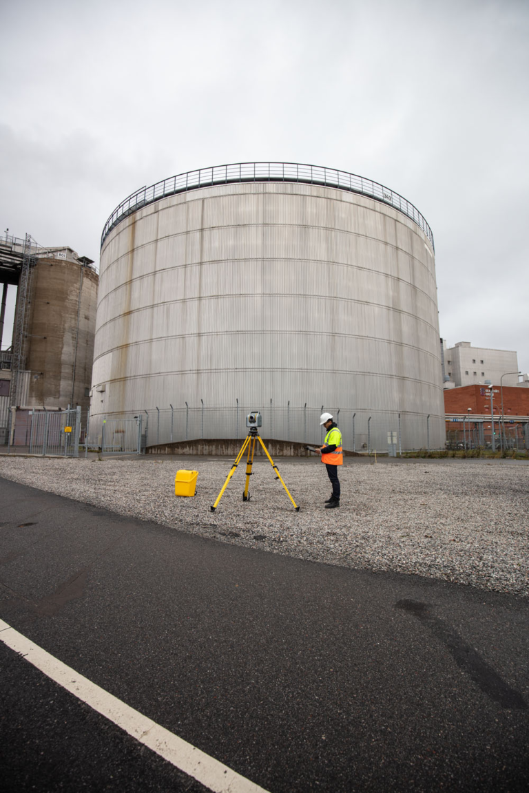 Trimble’s SX12 Scanning Total Station combines versatility with state ...